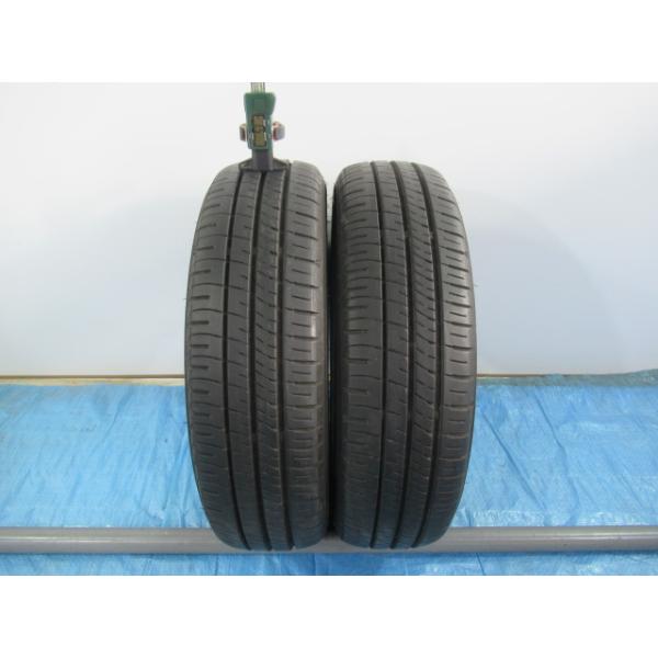 中古タイヤ2本タイヤDUNLOP ENASAVE EC204155/60R15 74H2021年製中古 2本トータル金額は落札金額プラス送料2本地域別※沖縄県全域/全国離島は中継料別途プラスかかります。●残り溝センターで5.3mm 約8分山...