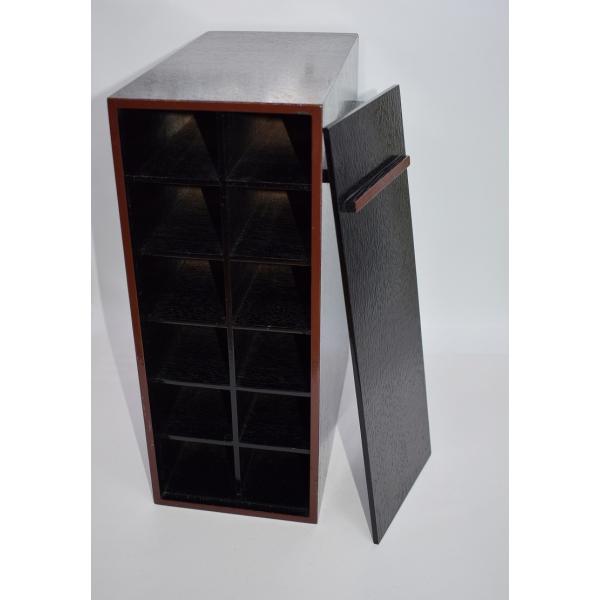 茶道具 茶杓 収納箱 10本収納 掻合塗 19-8511 18.2×29.8cm 高さ40.1cm 収納部：7×27.4cm 高さ3cm メクレ、当り、擦れはありますが、本体はしっかりしています、お稽古にお使いになるには差し支えありません。