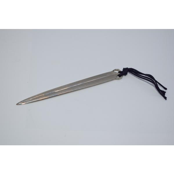 茶道具 菓子楊枝 ステンレス 笹 菓子切 菓子切り 茶道 21-9414 9.7×0.9cm 汚れ、擦れはありますが、本体はしっかりしています、お稽古にお使いになるには差し支えありません。
