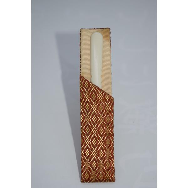 茶道具 楊枝入 菱紋 金襴 ステンレス菓子切 楊枝付き 菓子切り 菓子楊枝 茶道 台8.4×2cm  楊枝：10.5×1.1cm 汚れ、擦れはありますが、本体はしっかりしています、お稽古にお使いになるには差し支えありません。