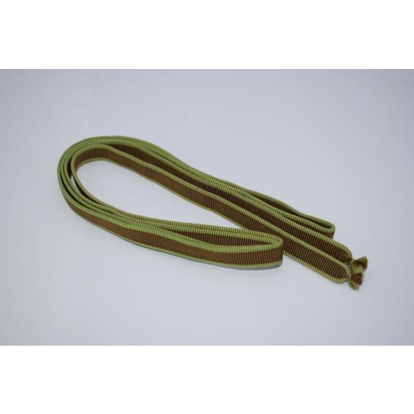 真田紐 緑中茶 加賀錦 交織 3分幅 約121×0.9cm 袋織 32-9408 注）寸法は商品の性質上、概測です。 汚れ、擦れ、シミはありますが、本体はしっかりしています、お稽古にお使いになるには差し支えありません。