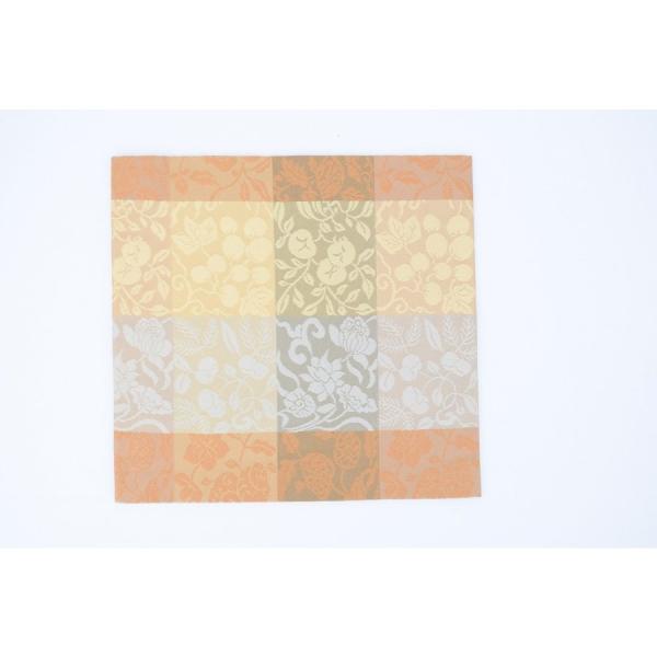 茶道具 古帛紗 古服紗 華果唐草文緞子 正絹 t kobukusa-24 約15×15.9cm 名物裂 敷物 帛紗 服紗 袱紗 テーブルセンター ドイリー （花瓶敷き）