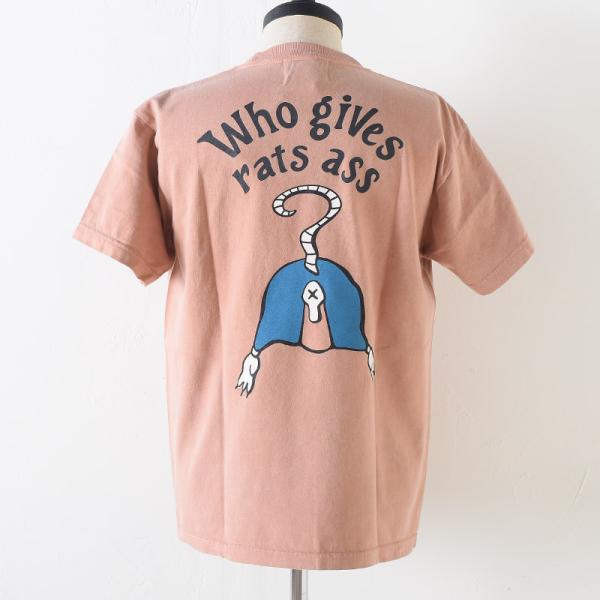 ● BODY ： 7.4oz ヘビーオンスコットン天竺● プリント ： ヴィンテージラバープリントSEXYで皮肉の効いたメッセージが込められたWEIRDOらしい遊び心あるデザイン7.4ozの厚手生地のBODYに顔料染めを施しビンテージテイス...