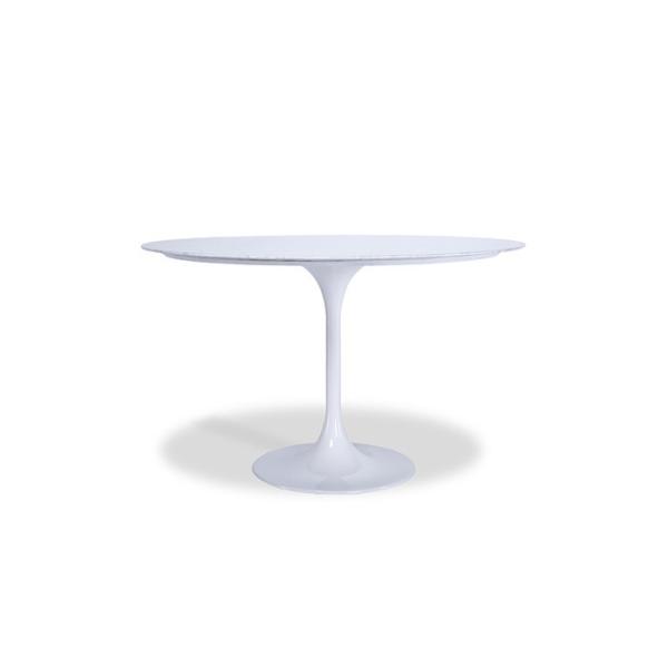 他の・「テーブル」・を見る 他の・「ダイニングテーブル」・を見る 他の・「大理石」・を見る 他の・「エーロ・サーリネン」・を見る   サイズ  W(cm)90×D(cm)90×H(cm)73.5 SH(cm)梱包サイズ W(cm)63×D(...