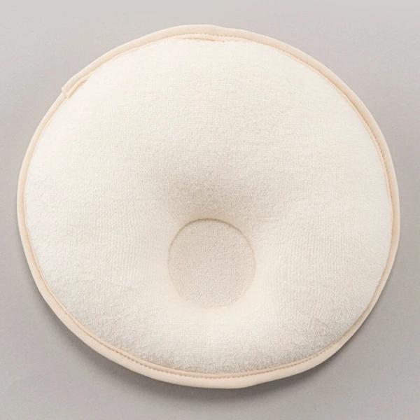 他の・「寝具」・を見る 他の・「枕」・を見る   サイズ  中サイズ：26×26cm4か月〜12か月  素材  【側地】パイル部分／綿100％(オーガニックコットン) グランド部分／ポリエステル100％、メッシュ部分／ポリエステル100％【...