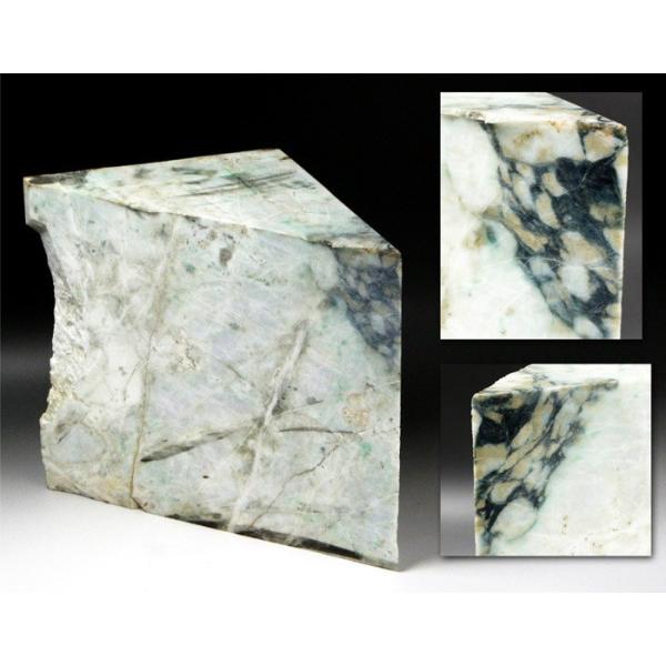 【発売日：2020年02月16日】今では、採取する事自体禁止されている、　規制以前に採取・保管していた、　糸魚川産の翡翠を、1ピースにてお譲りさせて頂きます。元々、翡翠自体、古代の日本に於いても、三種の神器のひとつとして、　祭られてきた翡翠...