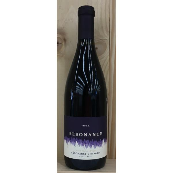 レゾナンズ・ヴィンヤード 　ピノ・ノワール 2015 750ml Resonance Vineyard 2015 Yamhill-carlton Pino Noir 貴重なワインルビー色で熟した果実とスパイスの香り。タンニンは非常に重厚。チ...