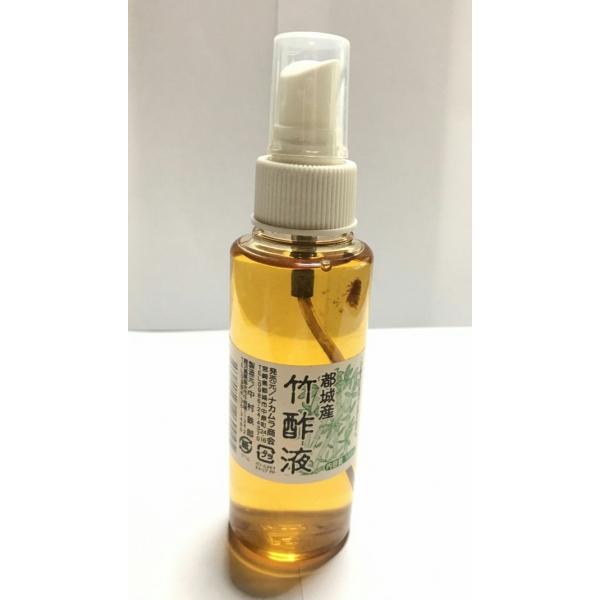 ナカムラ商会の竹酢液は霧島盆地で育った3年生育の孟宗竹を厳選し、炭焼き中に炭窯から出る煙を集めて2年もの歳月をかけて精製、濾過を繰り返した後に出荷しています。持ち運び可能なスプレータイプになります。【効果効能】足のジクジク肌のカサカサなどに...