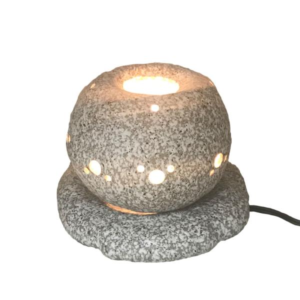 常滑焼の陶器でできたおしゃれな電気式茶香炉。日頃の疲れをお茶の自然でやさしい香りで癒してみませんか?お茶を飲むと「ほっ」と しますよね。そんなお茶の香りは香りでも人の心を癒してくれます。人工香料ではなく自然の香りで和みましょう。常滑焼の電気...