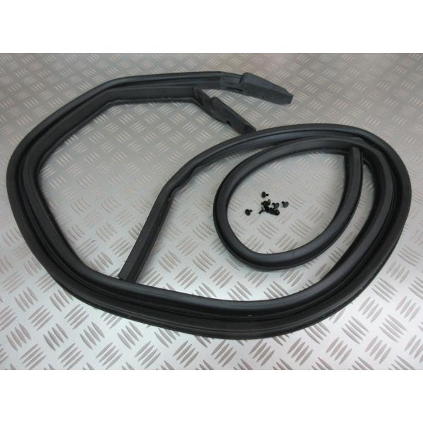 ☆取引詳細内容等、ヤフーショッピングお知らせをご覧ください！1969-1972 Abody 2dr モンテカルロ カトラス グランプリ  ルマン GTO シェベル ルーフレイル ウェザーストリップ pr  NEW　OPGI RESTOpar...