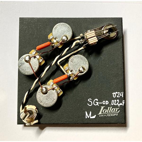 Lollar　Pickups　SG Pre-wired Kit - Orange Drop .022■SG は、横型トグル・スイッチが特徴の配線となります。■ビンテージ風の見た目とサウンドのワイヤー■CTS　ポットは、ローラーピックアップス...