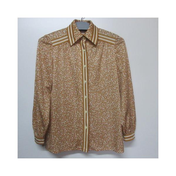 ★Size 　L?     表記　なし実寸重視でお願いいたします肩幅　３６cm, 身幅　４８cm ,　着丈 ６５cm,袖丈　５６cm 　肩から袖口★JAPAN古着　レディース　柄シャツ　昭和レトロの素敵なTOPです　★Condition　1...