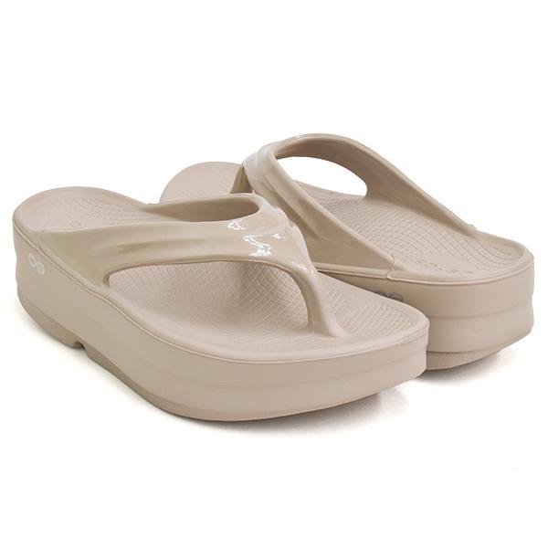 【2026 SS 再入荷】【ウィメンズ レディース 厚底 リカバリー サンダル トング ビーチ アフタースポーツ OOLALA ウーララ ノマド ベージュ】