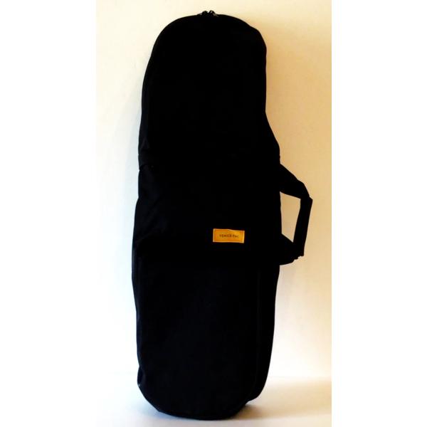 ◆ 33インチまでのCarver対応！多機能スケボードバッグ「Venice Pac Short Pac PET」Carver（33inchまで）やフリースタイルスケボーをしっかり収納できる、多機能スケートボードケース。バックパック・ハンドキ...