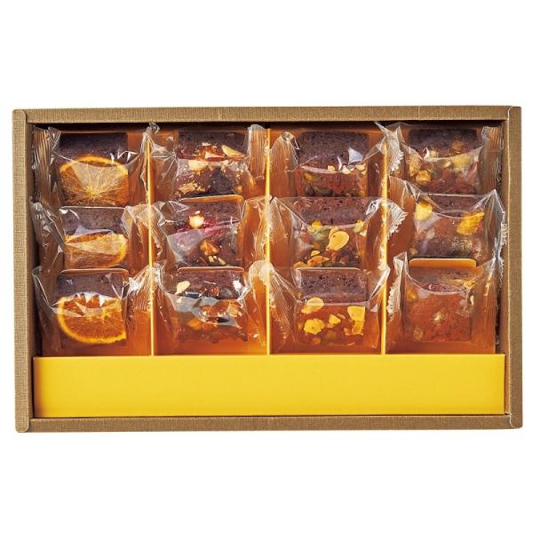 　ナッツやドライフルーツを贅沢にトッピング。ナッツやドライフルーツをトッピングした、食べごたえ満点なブラウニーです。ふんわりとした食感に、ナッツの香ばしさやフルーツの甘い香りがたまらない、見栄えも味も贅沢なスイーツです。　チョコとフルーツ存...