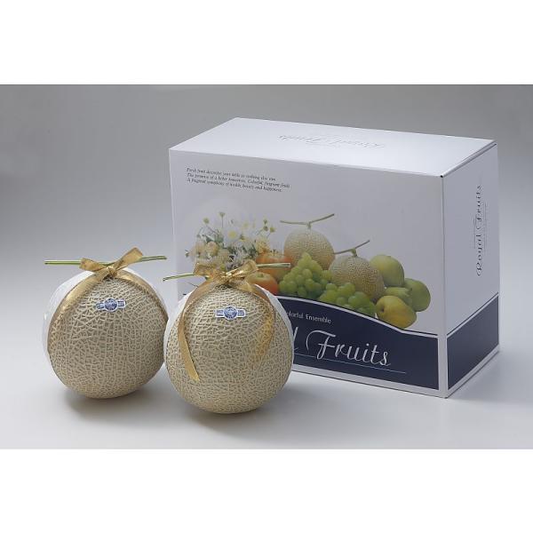 スクのような高貴な香りから名づけられたマスクメロン。緻密な果肉から溢れる果汁は、濃厚な甘味が口いっぱいに広がります。気品高い芳醇な香りをお楽しみ下さい。※この商品は、メーカーから直送にてお客様へお届けいたします。「代金引換」「ラッピング」「...