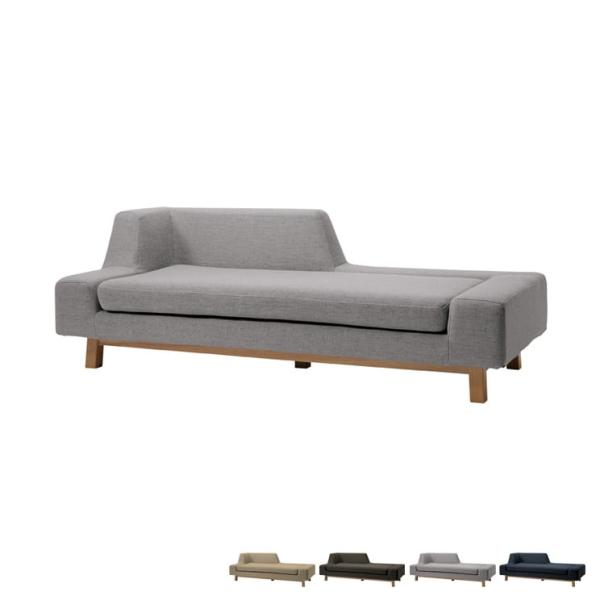 アシンメトリーな形状が個性的なシフトソファ。背、座面ともに低く設定され、部屋の中心に置いても圧迫感を感じさせない仕様です。フラットなベンチソファの一角に背を設けた左右非対称なデザインのソファ。全方向から座ることができて、広い座面であぐらをか...