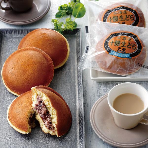 【商品内容】●江戸屋乳蔵北海道十勝生どら 70g×12●宅配温度区分：冷凍●賞味期限：(製造より)約365日# 帰歳暮 歳暮 冬ギフト ギフト プレゼント 贈り物 贈答品 贈答用 お祝い お返し お礼