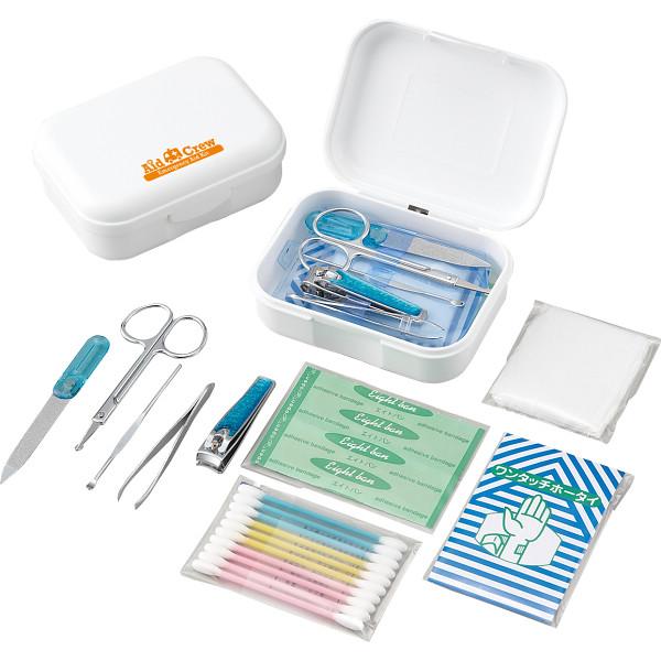 【商品内容】●ポリプロピレン・他●専用ケース・キズテープ３Ｐ（医療機器届出番号：２７Ｂ３Ｘ００１３８０００００１）・綿棒１０Ｐ・ワンタッチ包帯・コットンパフ３Ｐ・爪切り・エチケットハサミ・耳カキ・爪ヤスリ・毛抜き兼ピンセット×各１●原産国：...