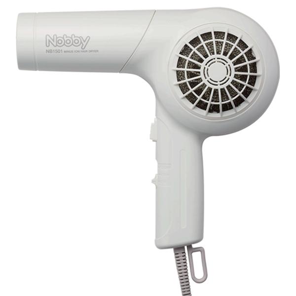 ■本体質量■340g(本体のみ)■消費電力■1200W／600W■特徴■マイナスイオン：放出イオン量約100万個/cm3以上（※）※吹出口（フード付き）から30cmの距離■付属品■フード×1個