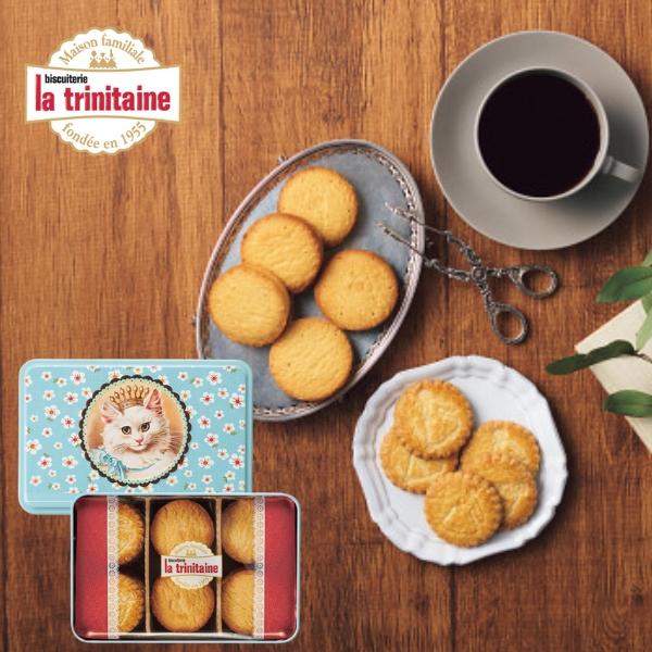 ●ラ・トリニテーヌビスケット ロイヤルキャッツ 14904●フランス伝統の厚焼きパレット、薄焼きガレットの詰め合わせ。缶もかわいくアフターユースに優れています。●薄焼きガレット×14、厚焼きパレット×12●加工地 日本●その他●常温●賞味期...