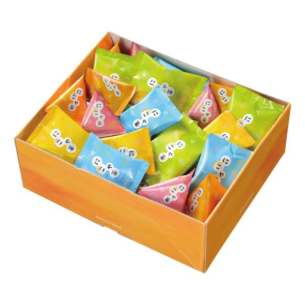 幅広い年代の方においしく召し上がっていただけるおせんべい5種の詰め合わせです。商品名/亀田製菓 にこや菓 S内容/亀田の柿の種(5g/個装)・梅しそ柿の種(5g/個装)・しおせんべい(1枚)・カレーせんべい(1枚)・あげせんべい(1枚)×各...