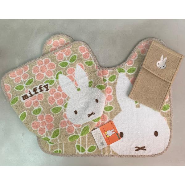 「キャラクターは好きだけど、子供っぽいのは買えない」と言う大人の女性に向けたシリーズです。サイズ・容量トイレマット…約58×60cm滑り止め加工付き■生産地：中国■素材・成分：トイレマット/ふたカバー…ポリエステル100％ペーパーホルダー…...