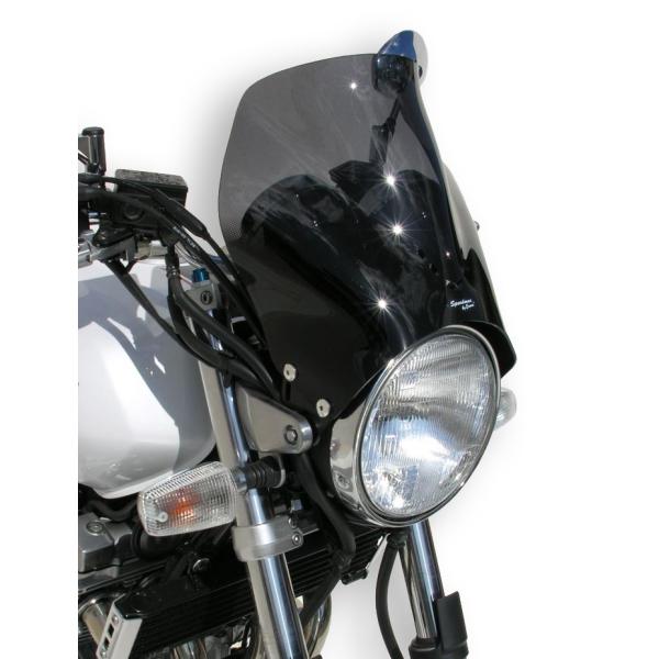 メーカー: ERMAX適合車種: YAMAHA: SR500年式: 1978年-2016年式商品名: スポーツ(Saute vent speedmax) スクリーンスクリーン高さ: 約25cm素材: PMMAアクリル樹脂厚さ: -取り付け用...