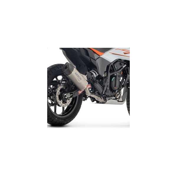メーカー:ARROW(アロー)商品名:スリップオン Indy Race EVO型番:72671PKサイレンサー素材: チタン(カーボンエンドキャップ/バッフル付属)仕様:ユーロ5+承認適合車種:KTM 390 AdventureR年式:20...