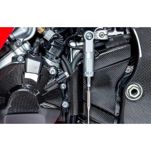 Ilmbergerカーボンパーツは、Moto GP プラマック・レーシングMoto3 SIC58・スクアドラ・コルセ採用メーカーです！GIGASTATIONはIlmberger社の正規代理店です。メーカー:イルムバーガーカーボンパーツ(正規...
