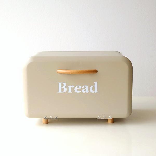 マットなカラーが可愛いブレッドケースはハンドルや脚にウッドを使用したナチュラルな雰囲気のスチールボックス蓋は上から下に開く前開きで小さなお子様でも手を挟む心配がなく出し入れがしやすいのもポイントです散らかりがちな調味料や食品の小袋を入れたり...
