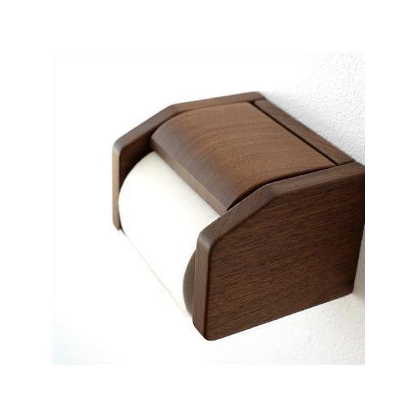 木の優しい温もりと、柔らかさがトイレ空間に潤いと優しさを作り出す天然木製のペーパーホルダーですステンレスのホルダー機能はそのままのオール天然木製のホルダーはあるようで、なかなかお目にかかれない商品ですこだわりのトイレ空間だからこそ心なごむチ...