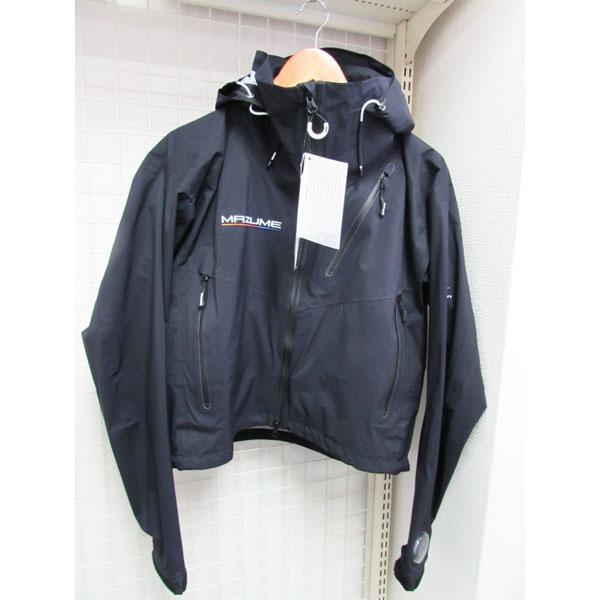 ※こちらの商品は、リアルショップ店頭にて買取りした中古品となりますので、中古品であることをご理解の上ご注文ください。【状態】商品タグが付いた状態です。着用感は見られません。【付属】無し【カラー】ブラック【サイズ】Lサイズ（着丈：59cm、胸...