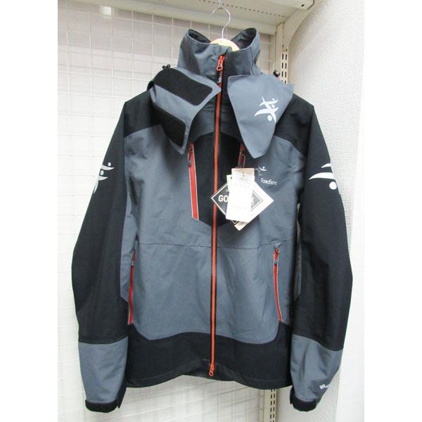 ※こちらの商品は、リアルショップ店頭にて買取りした中古品となりますので、中古品であることをご理解の上ご注文ください。【状態】商品タグが付いた状態です。着用感は見られません。【付属】無し【カラー】グレー【サイズ】Mサイズ（着丈：77.5cm・...