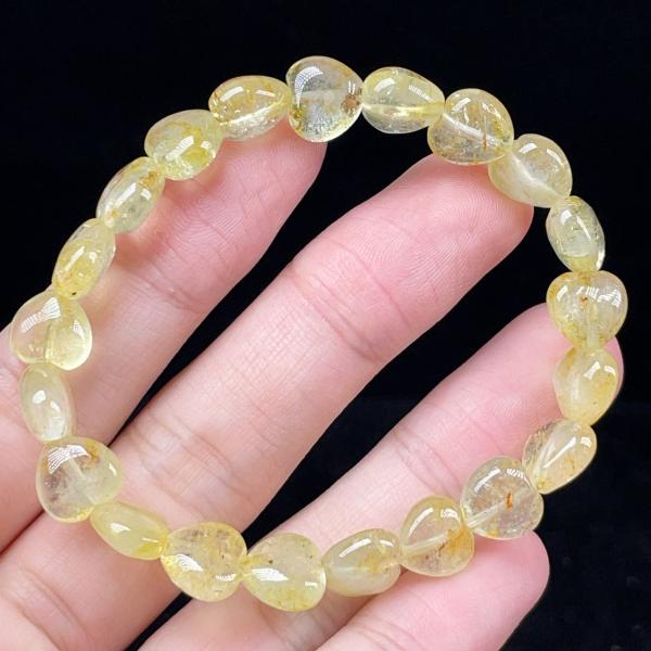 トパーズは通常、照射処理が行われている一種でございます。============【Instagram ID：gimi.chao】ライブ配信あり、新商品＆キャンペーン投稿あり============天然石の特性として、多少のキズや色、形、サイ...