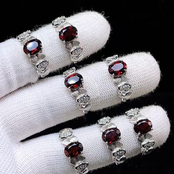 ■検索対象:【検索ワードが自動生成します】恋愛運アップ、金運上昇、健康祈願、浄化アイテム、開運グッズ、厄除け・魔除け、願望成就、邪気払い、癒し・リラックス、自己肯定感アップ、対人関係改善、睡眠改善、インスピレーション向上、心身のバランス、プ...