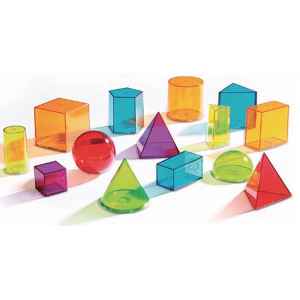 立体図形を実際に触れて学習しよう。見取図や展開図を想像したり、辺や点の数を数えよう。