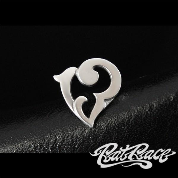 こちらは受注製作品のため、お届けに2〜3週間程のお時間を頂きます。ご了承下さい。※表示価格は1個あたりの価格です。両耳でお使いになる方は個数を「2」にしてご注文お願い致します。【RAT RACE】r.l.d(ラットラブデザイン)ハートとアン...