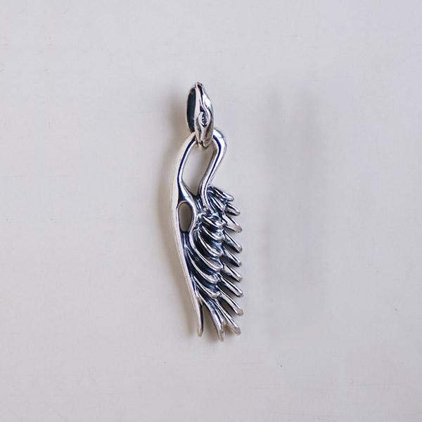 【Give Me a Wingギブミーアウィング】ブランド ネックレス※こちらの商品は受注制作となります。お届けに3週間〜1ヶ月前後頂きますのでご了承下さい。※受注制作品につきましてはご注文後のキャンセル、商品の返品・交換はお受けすることが...