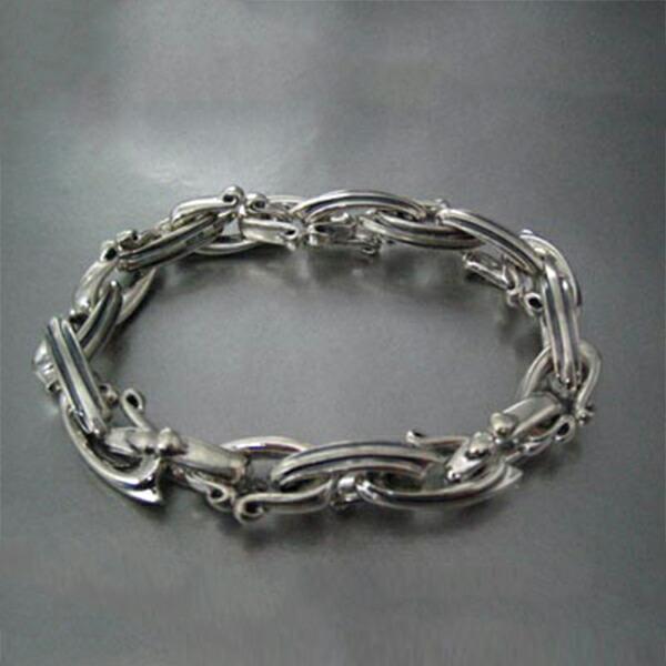 【K-SMITH/ケースミス】メンズ ブランド シルバーバングル ブレスレット※こちらの商品は受注制作となります。お届けに3週間〜1か月前後頂きますのでご了承下さい。※受注制作品につきましてはご注文後のキャンセル、商品の返品・交換はお受けす...