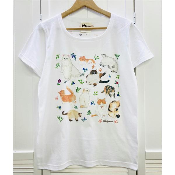 猫好きさんにはたまらないボタニカル猫のTシャツ♪たくさんのネコちゃんたちがいっぱい描かれたTシャツです(*^^*)スカートに合わせてフェミニンに♪パンツに合わせてカジュアルに♪肌寒いときはパーカーを羽織っても♪【カラー】ナチュラルホワイトの...
