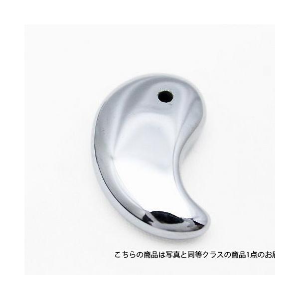 ■商品名：テラヘルツ鉱石  勾玉 ■商品ID：t324-1563 ■商品サイズ：  高約:29mm   横約:19mm  厚約:9mm