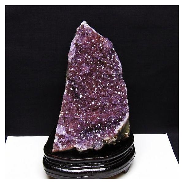 ■商品名：ウルグアイ産 ファントムアメジストクラスター ■商品ID：t614-9322 ■商品重量：約 1.9Kg ■商品サイズ：  高約:185mm   横約:110mm  厚約:120mm