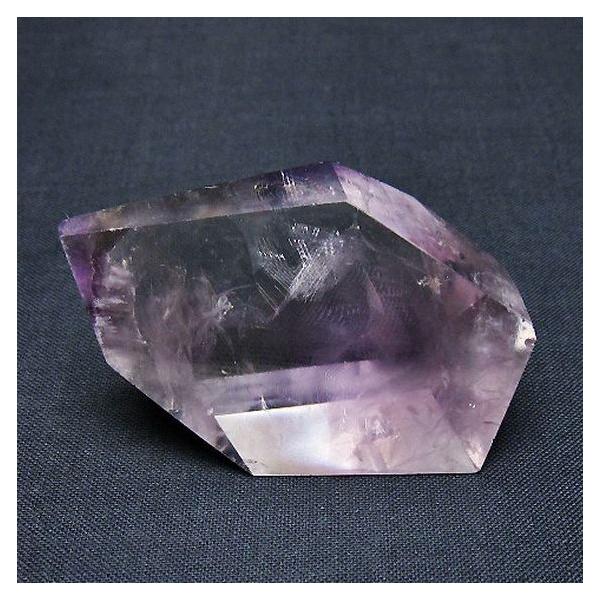 ■商品名：アメジスト 原石 ■商品ID：t72-2943 ■商品重量：約 46g ■商品サイズ：  高約:56mm   横約:35mm  厚約:22mm