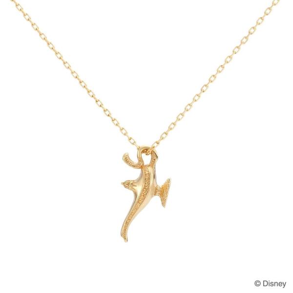 Magic Lampあなたの願いは、何ですか？魔法のランプに希望をこめて。ディズニー映画『アラジン』に登場する魔法のランプをモチーフにした、繊細なネックレス。有機的なアウトラインやオリエンタルな雰囲気の装飾が、細部に至るまで精巧に表現されて...