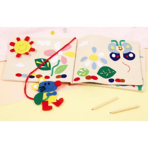 色々な素材を使って、読んで楽しい布絵本を完成させよう！ボールを投げ合ったり、蹴り合ったりして小さい子と一緒に楽しく遊べる！帆布生地（180×460mm）×3フェルトシール10枚組（100×100×1mm）×1セットフェルト5色組[黄・赤・青...
