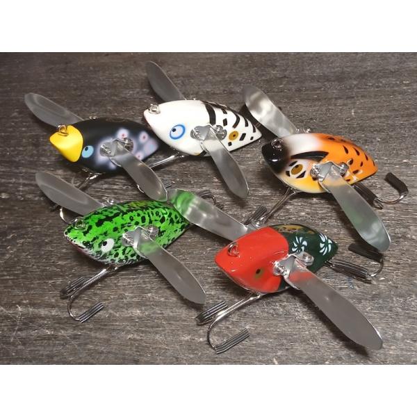 ■76mm　■約23g　■ウッド製　■made in Japan　　　【　メーカーコメント：フラットサイドボディの羽モンノイジールアーです。ビッグサイズの羽根によりハイアピールなクロールアクションを演出します。デッドスローリーリングやハイス...