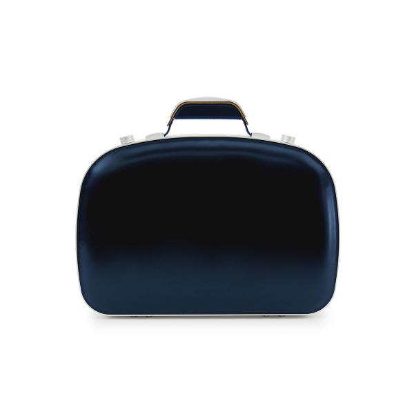 【正規販売店】【正規品】【送料無料】カラー：ネイビー素材：フレーム　アルミニウム（白アルマイト処理）　　　レザー　日本製オリジナル牛革　　　裏地　スエード調合成皮革サイズ：W43 / H35.5 / D7 (底) cm重量：1,850 g生...