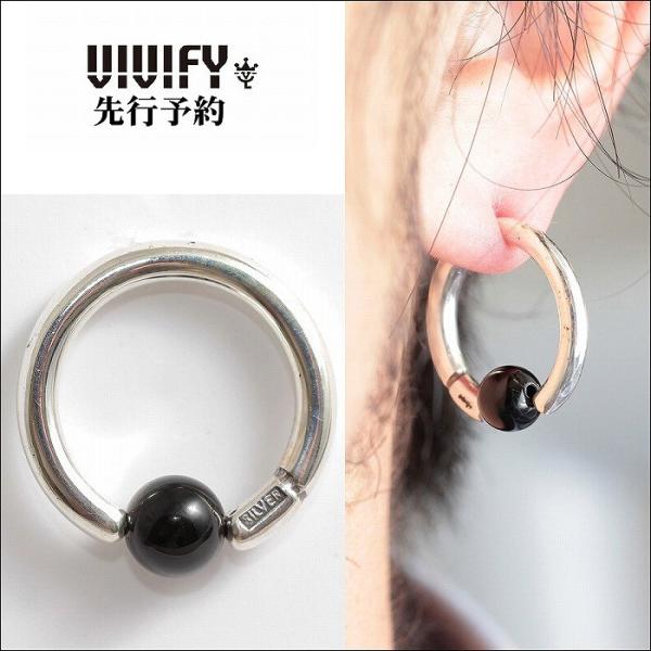 ＊こちらのアイテムは受注生産となります。＊価格は1点の片耳用です。VFP-155素材　ag925silver, stone直径:約20mm厚さ:約3mmピアスの根元辺りに１本ラインがカービングされただけの、 コーディネートしやすいシンプルデ...