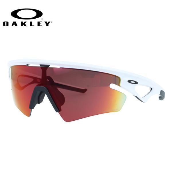 ■OAKLEY（オークリー）スタイリッシュなデザインと世界最高レベルの機能性・快適性を追求し続けるOAKLEY。世界の有名トップアスリートを始め、幅広いジャンルのスポーツ選手から一般ユーザーまで支持を得ている。スタイリッシュなシェイプでスポ...